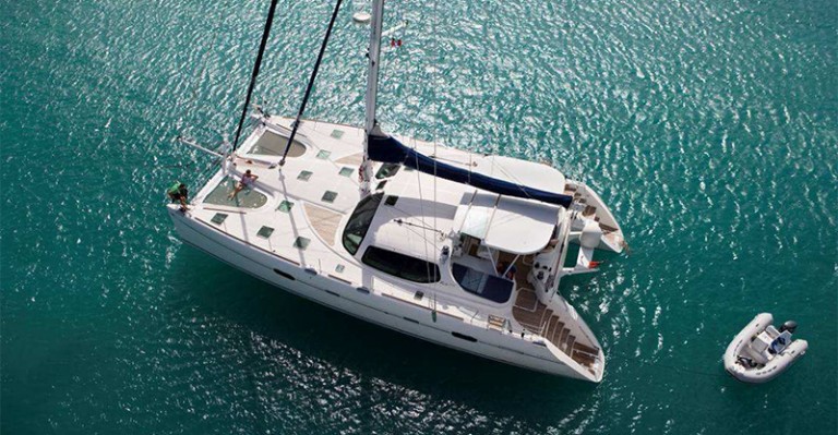 The Privilege 495 is a multihull catamaran that has achieved great ...