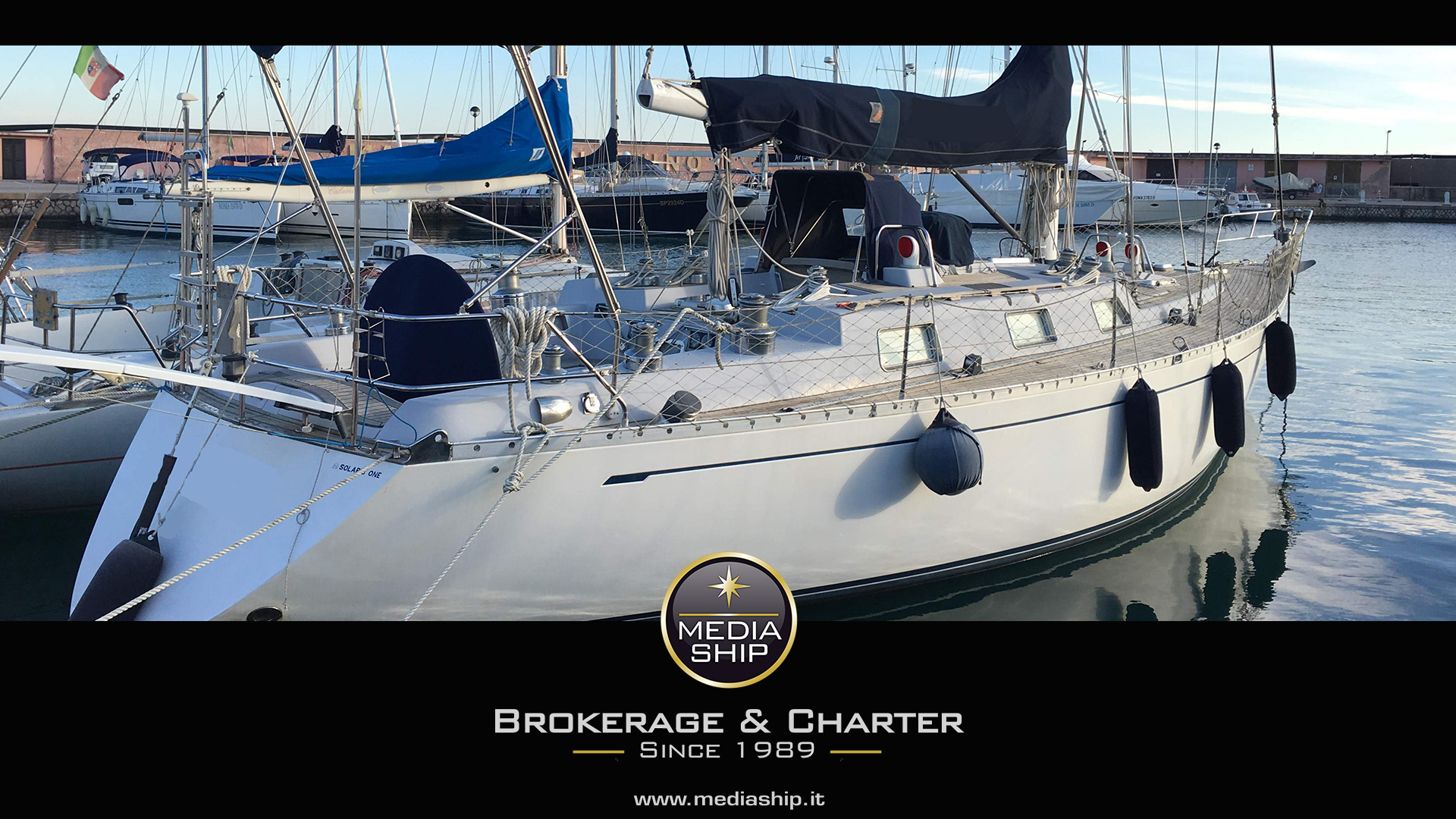 SOLARIS ONE S - Media Ship